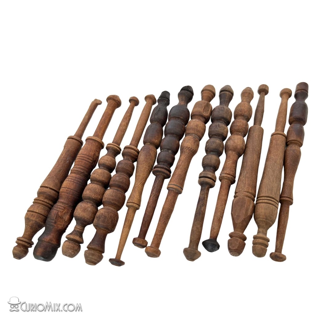 Wooden Lace Bobbins (set 1) - Curio Mix