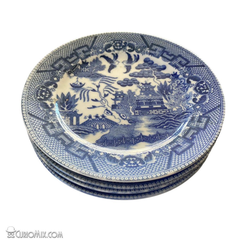 Blue Willow Plates - Curio Mix